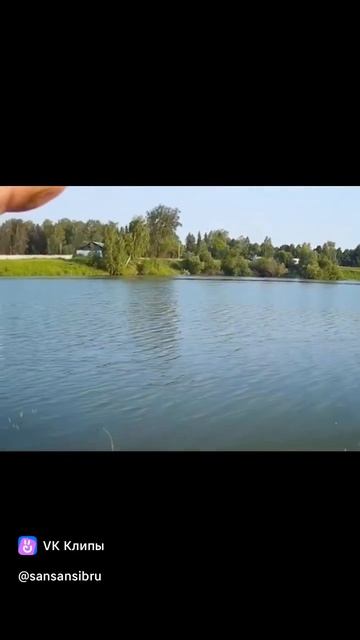 Когда друг Леха дал затестить новую приманку на окуня) #рыбалка