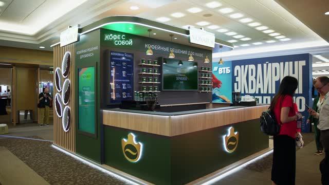 Как выглядел стенд MONARCH на Retail Week | Работа ЦРВУ