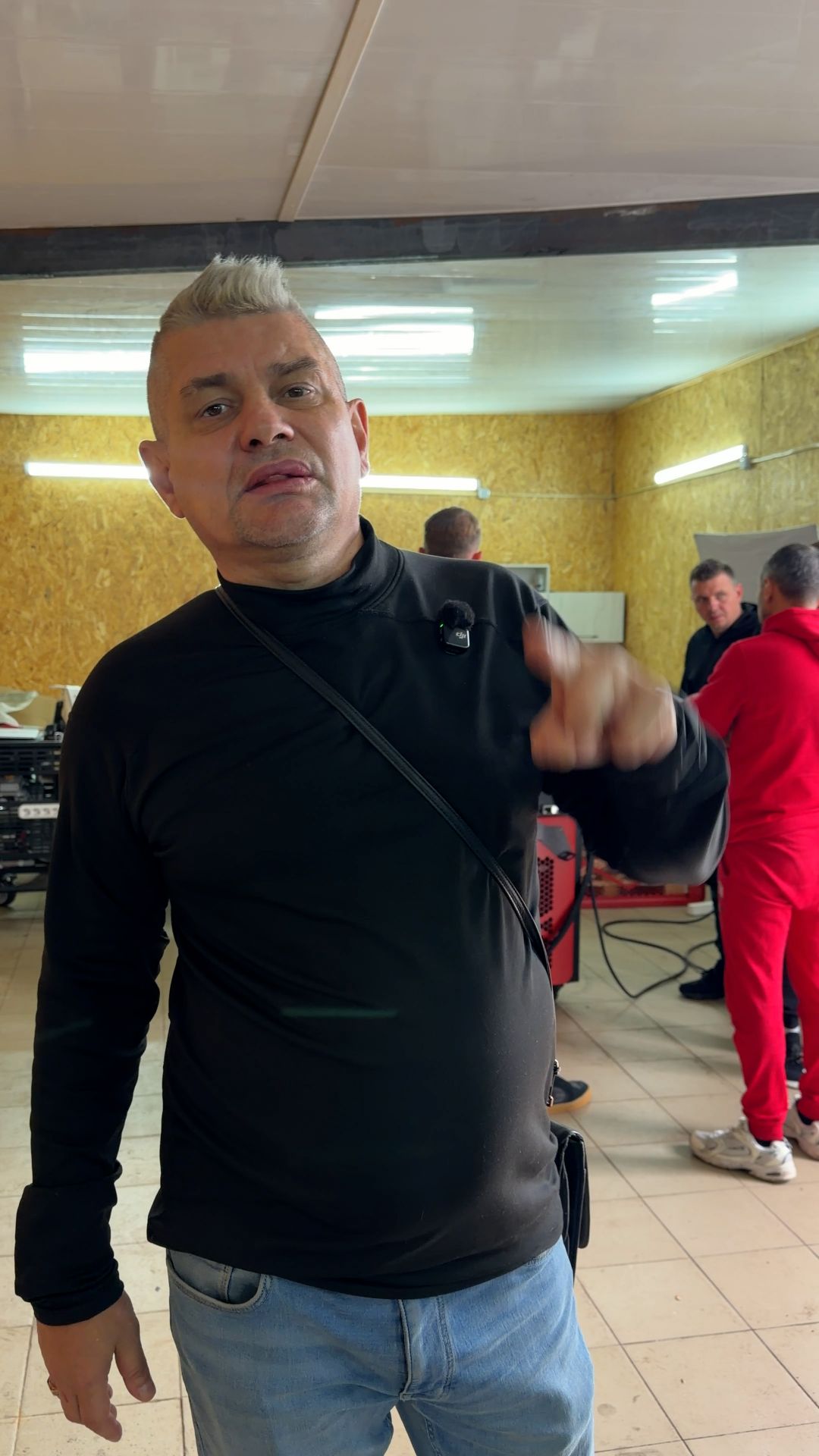 Фура с ЦИНКОМ подъехала