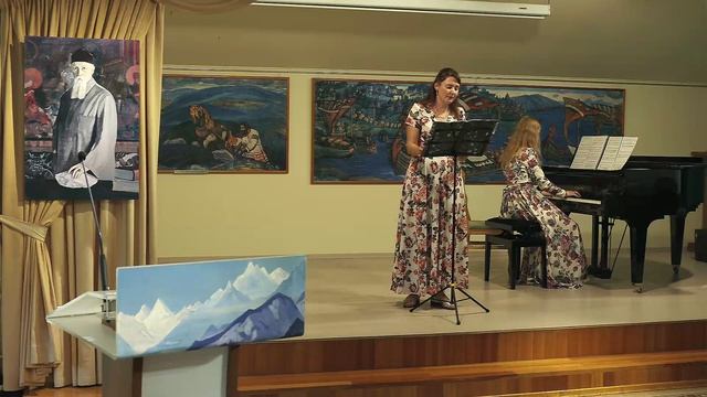 Вокальный цикл ″Времена года″ Валентины Соложенцевой