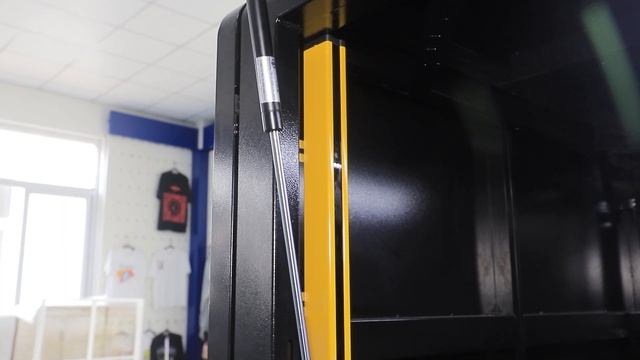 Принтер прямой печати по текстилю на 32 головах Kyocera