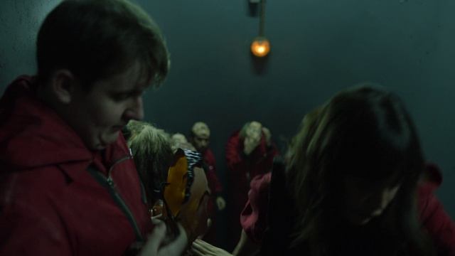 Бумажный дом 5 сезон 4 серия / La casa de papel