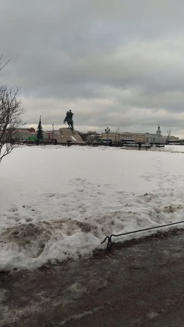 Ленинград (Санкт-Петербург), Исаакиевский собор, здание Сената и Синода, Бронзовый всадник