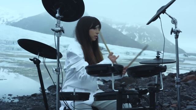 Giolì & Assia - Playing Chess