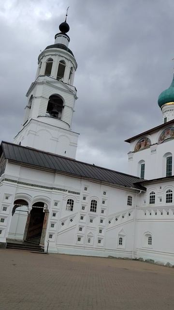 Колокольный звон Свято-Введенский Толгский женский монастырь