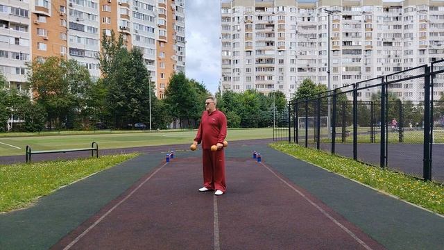 Фитнес упражнения с деревянными гантелями весом 1.0 кг (15)