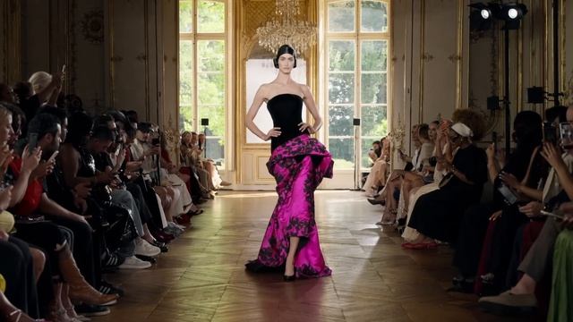 Показ женской коллекции Georges Chakra Haute Couture осень-зима 2026-2027