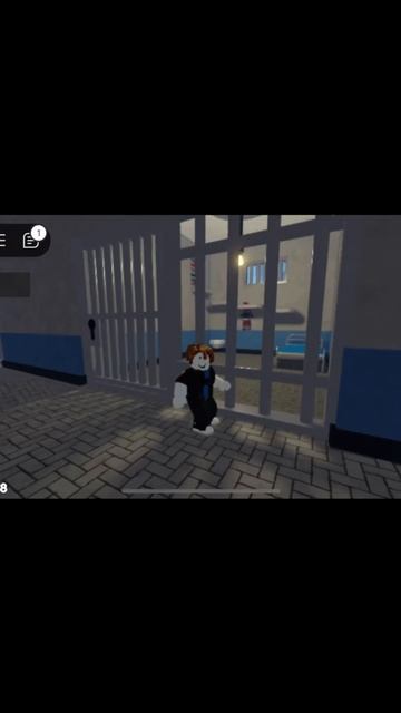 Увидел друзей в тюрьме, Roblox