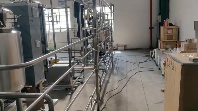 ADAM FABRIWERK 04