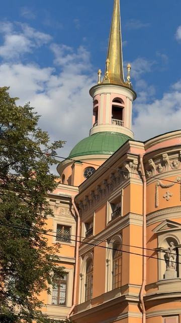 Михайловский замок в Санкт-Петербурге
