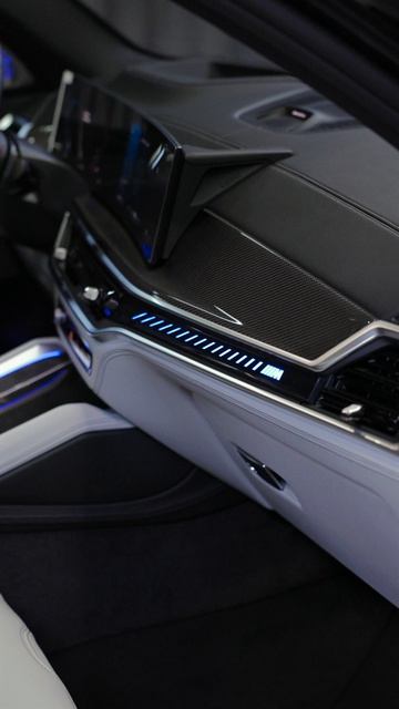 BMW X5M Competition Black Carbon