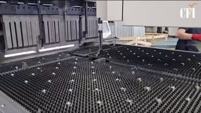 Изготовление открытых фасадных кассет на панелегибе CFI LANHAO LHA-1400PC3