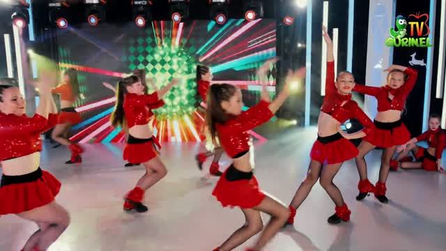 Dance of the Queens