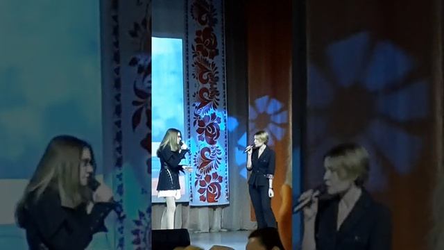 Песня "Аист на крыше" в исполнении ученицы Ярославы. 04.11.2022г.