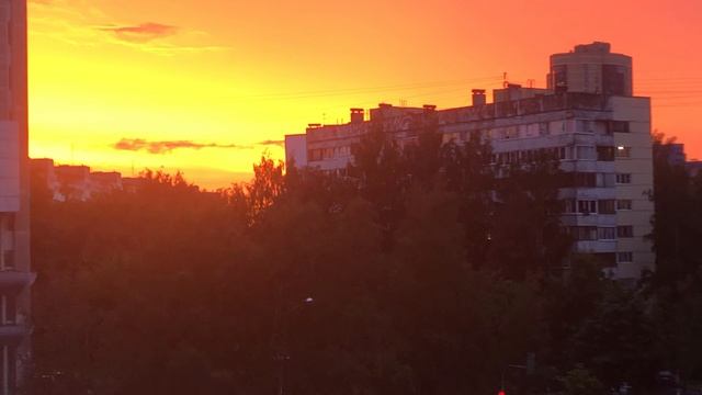 Летний петербургский закат