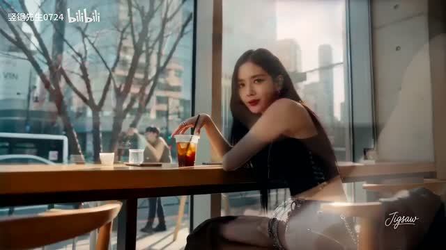 K-POP нейроклип от неудержимой королевы хаоса (Unstoppable Chaos Queen) из зефирок (Zephyr)