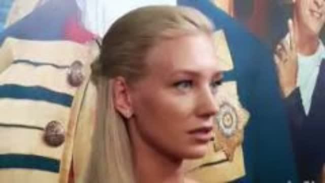 Женатый Иван Охлобыстин расцеловал Кристину  Асмус