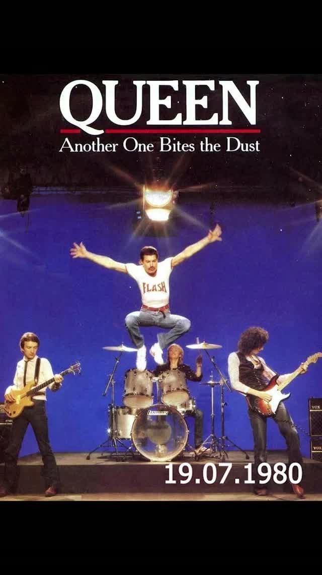 🎸 Queen: третий альбом №1 в Великобритании!