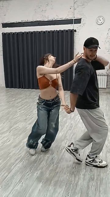 Бачата. Д. Сметанкин и Е. Дмитриева