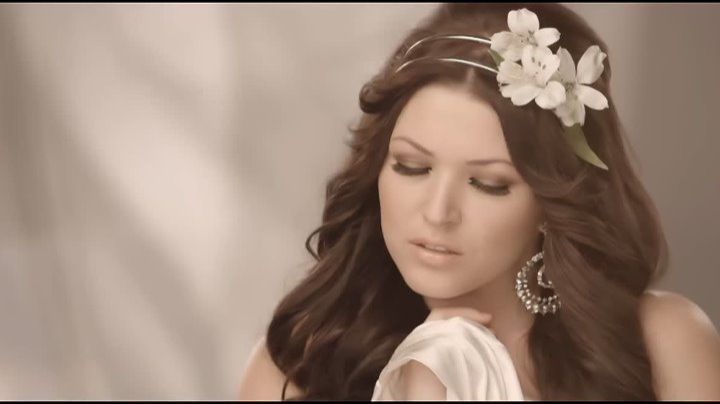 Татьяна Буланова, Ирина Дубцова, Жасмин, Алсу и Лера Кудрявцева - Спи, мое солнышко (Official HD Vid