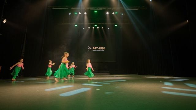 9. Хореографический коллектив СказПро 6-8 Ковальчук Руслан  Вальс цветов
