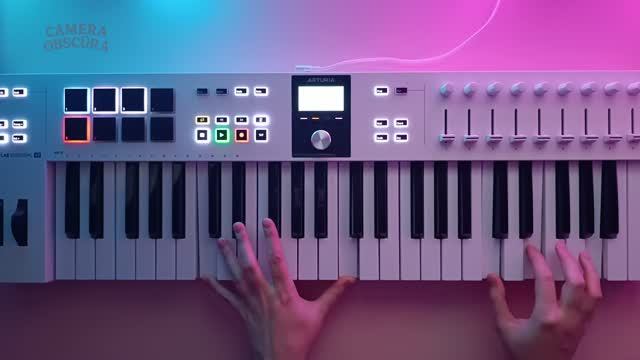Robbie Williams - Feel (Cover) | Piano Version on MIDI Keyboard
