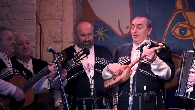 Грузинские песни и танцы