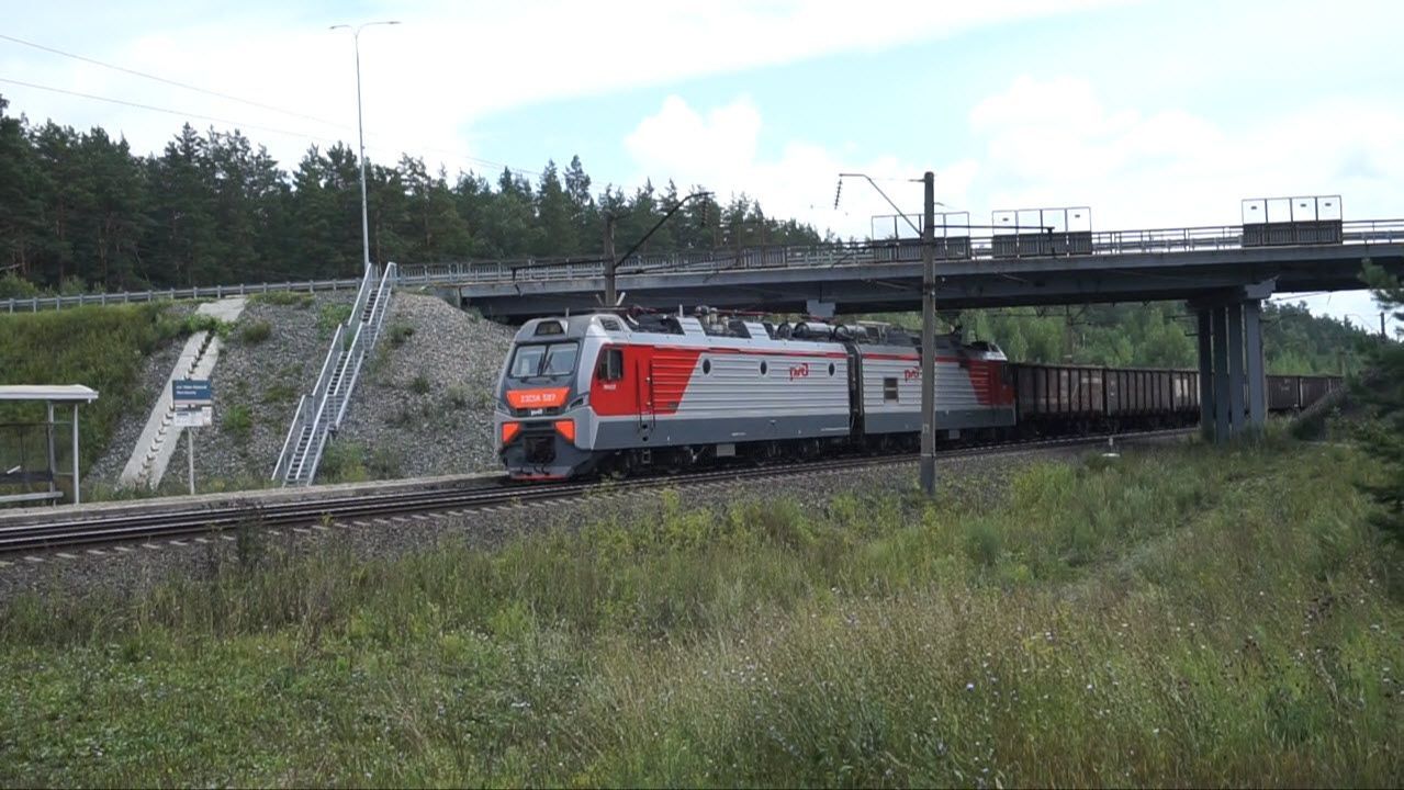 Электровозы 2ЭС5К  и 3ЭС5К ″Ермак″