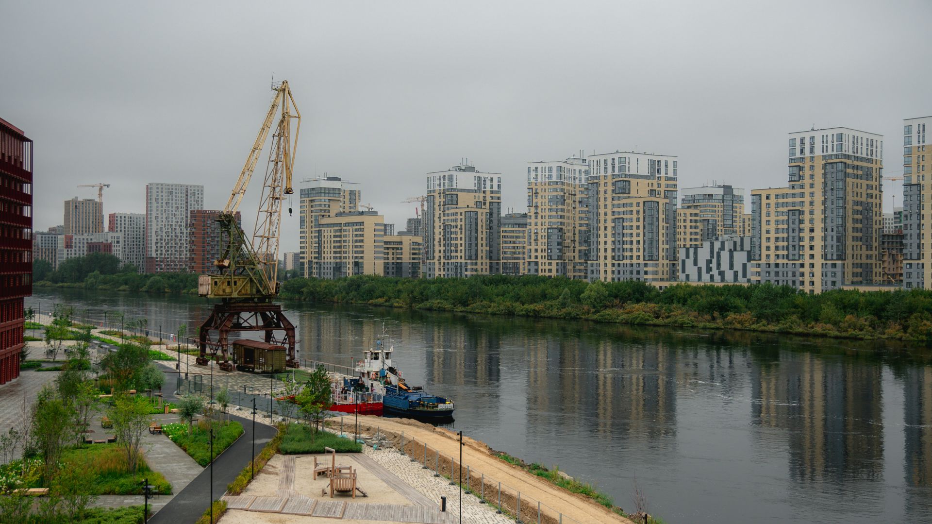 БЕЗ КОММЕНТАРИЕВ