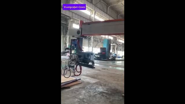 Установки для вырезки отверстий в обечайках