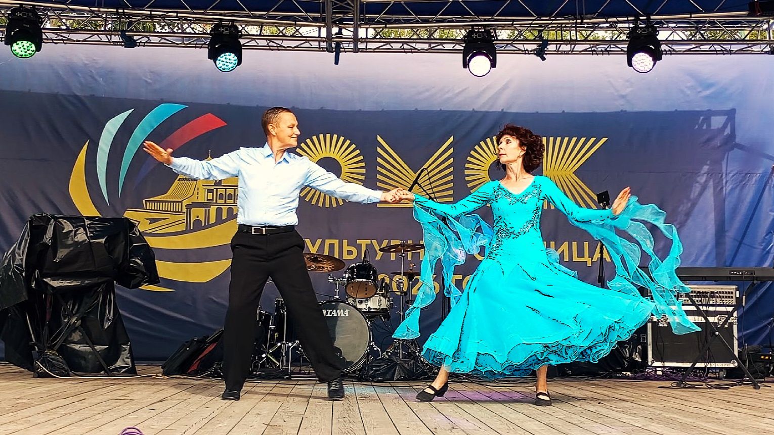 ТАНЦЫ