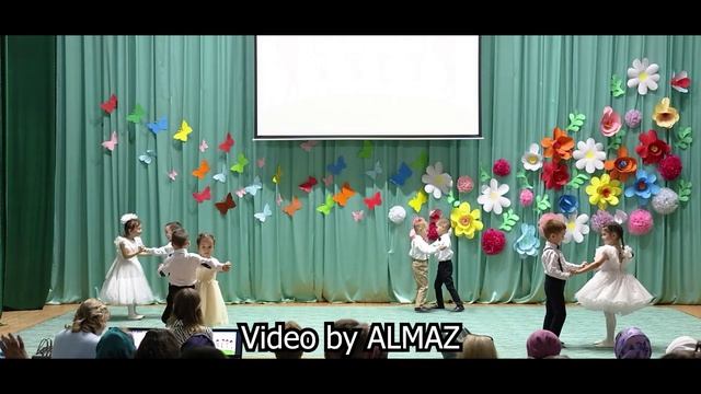 Танцы песни