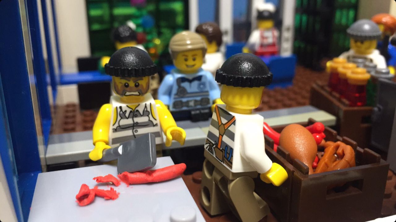 Lego robbers