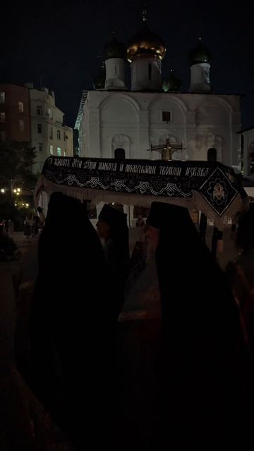 Жизнь обители