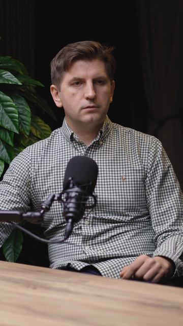 Фёдор Лежнёв, IT-директор Альфа-Капитал — Team Topologies, AI, управление 250 людьми | FOKIN MEDIA