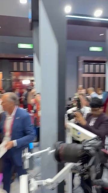Обучение работе на цифровом микроскопе Freevision 3D