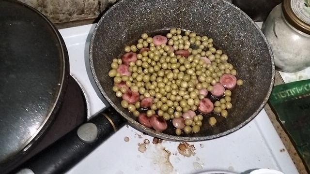 Обжоры на еду