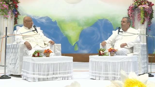 Gyan Sarovar Russian Translation 2023