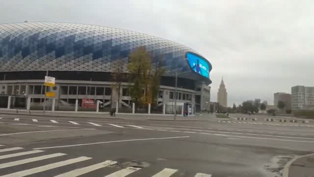 Большая Кольцевая Линия интерьер пассажиры, прибытие-отправление поездов Москва