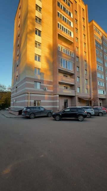 КВАРТИРЫ И КОМНАТЫ