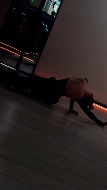 Школа танцев АДЭМ - https://dancing-school-moscow.ru