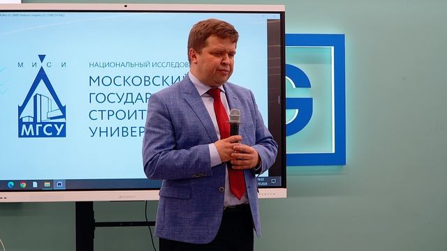 С места событий в НИУ МГСУ — короткие видео