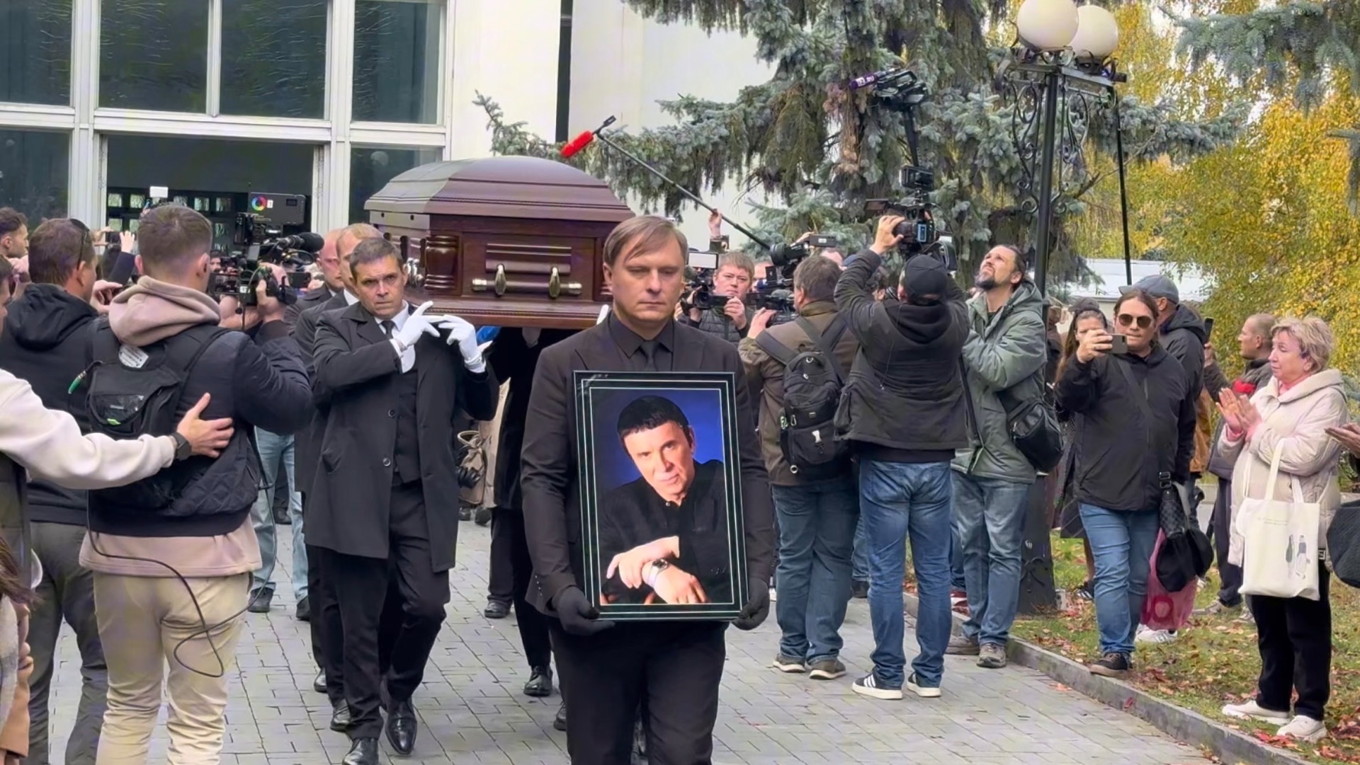 ЦЕРЕМОНИЯ ПРОЩАНИЯ