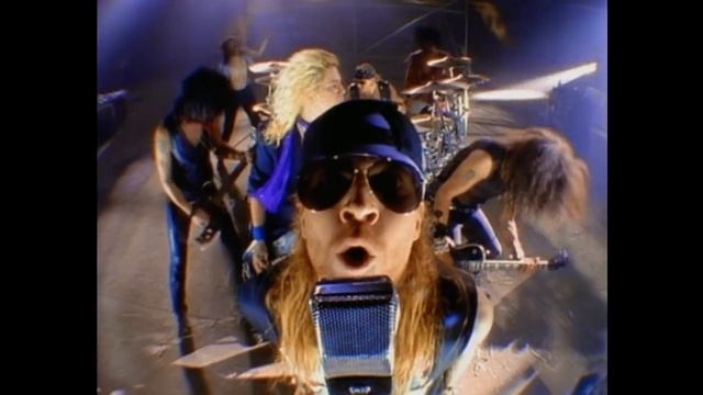 GUNS ′N′ ROSES