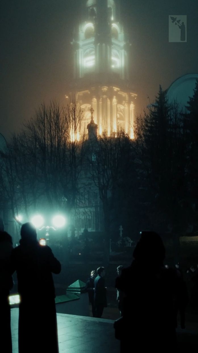 Жизнь Лавры