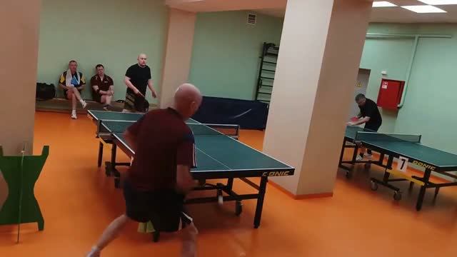 настольный теннис