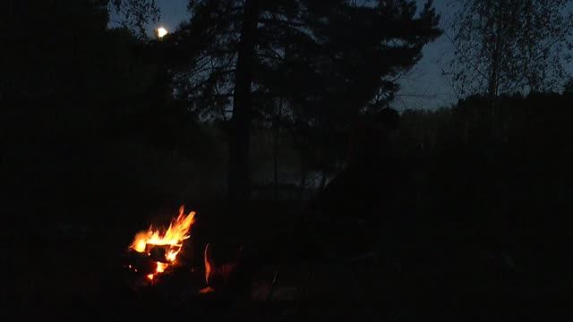 Озеро Тургояк. Открытие сезона. Рассвет, костёр. Июль 2016 г.