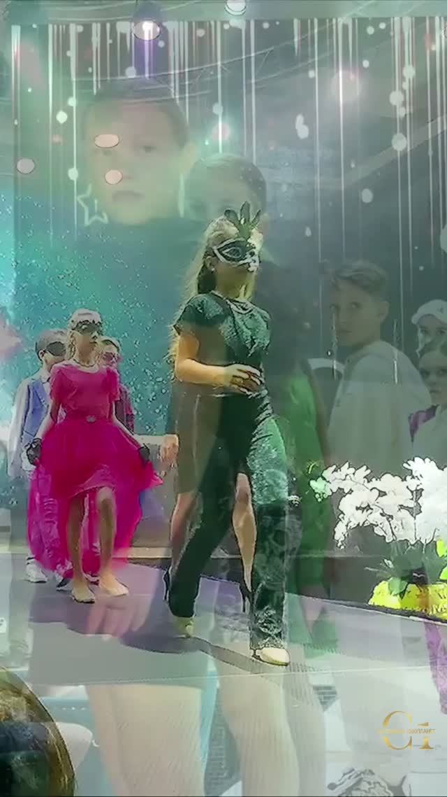 Детский показ моды Россия /  Kids fashion show  Russia . 1000планет