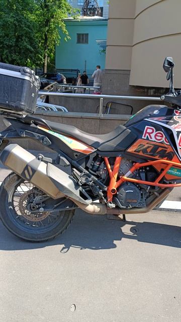 MOTO