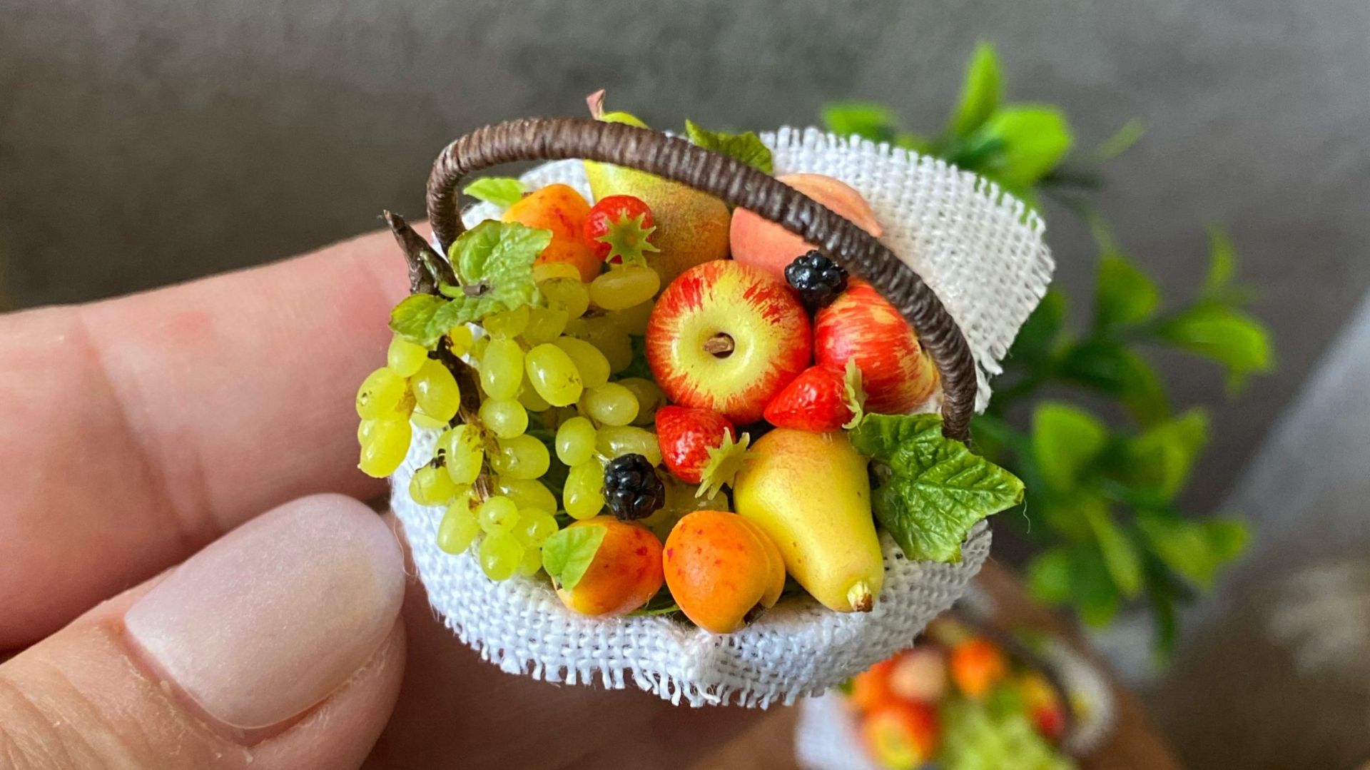 Еда для кукол